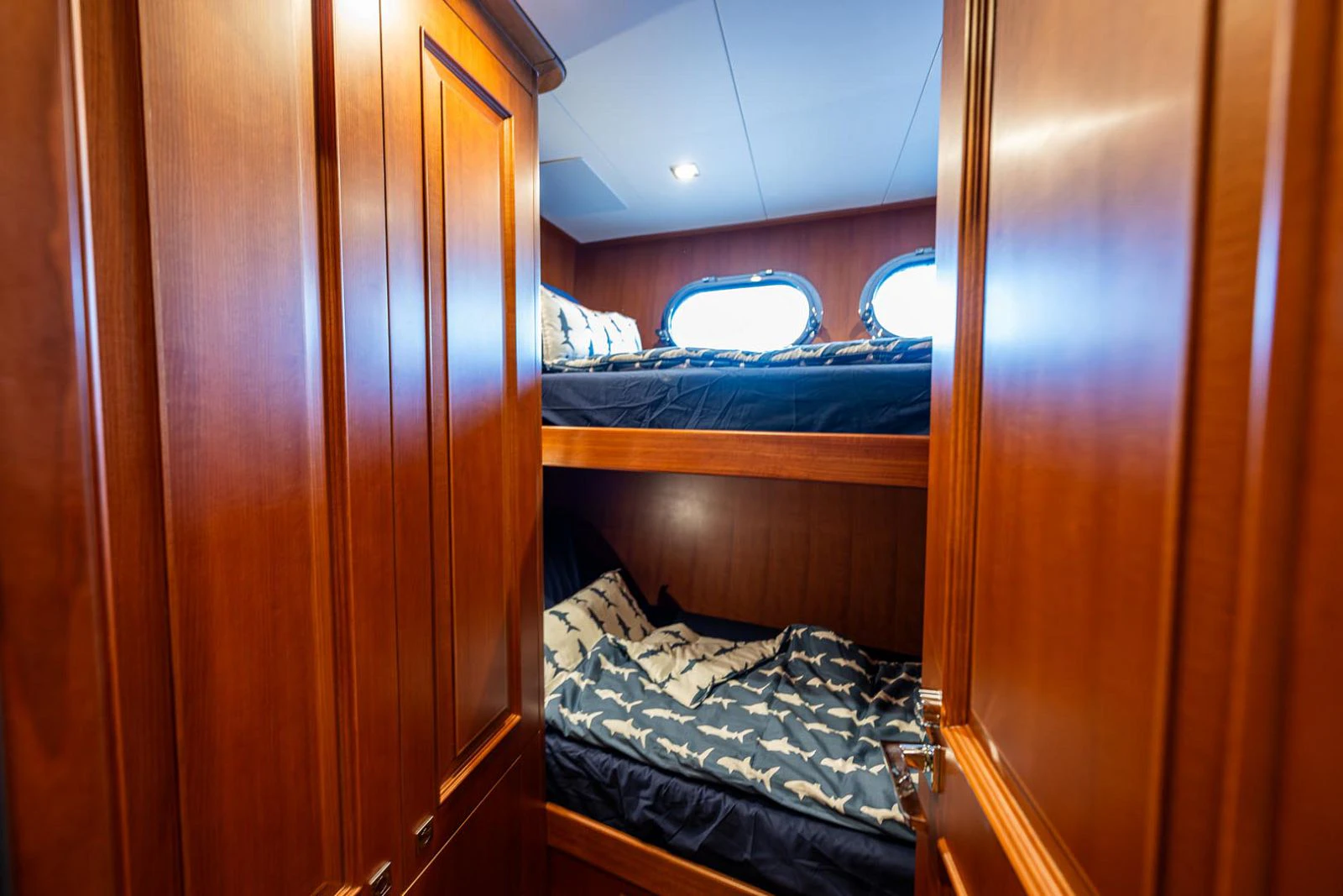 Northwest 55 | Northwest Yachts Dealer | Expedition