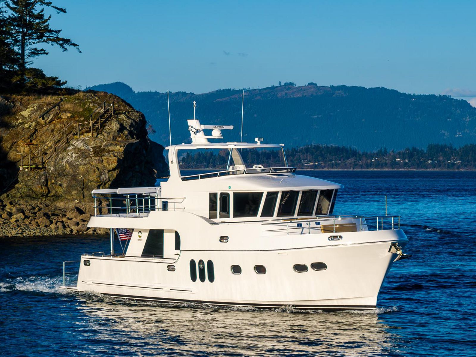 Northwest 55 | Northwest Yachts Dealer | Expedition